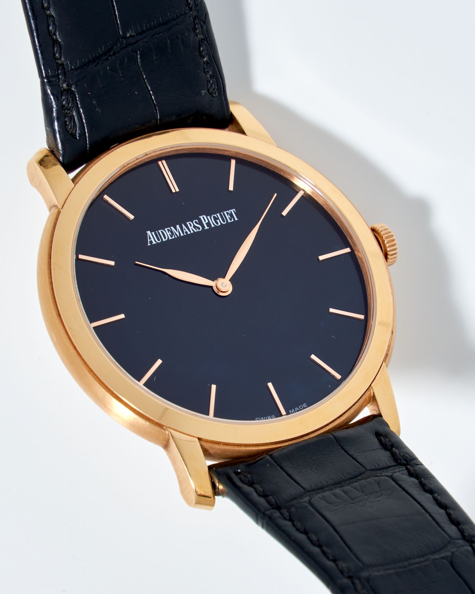 Ineichen Auctioneers - Jules Audemars Extra Thin Automatic