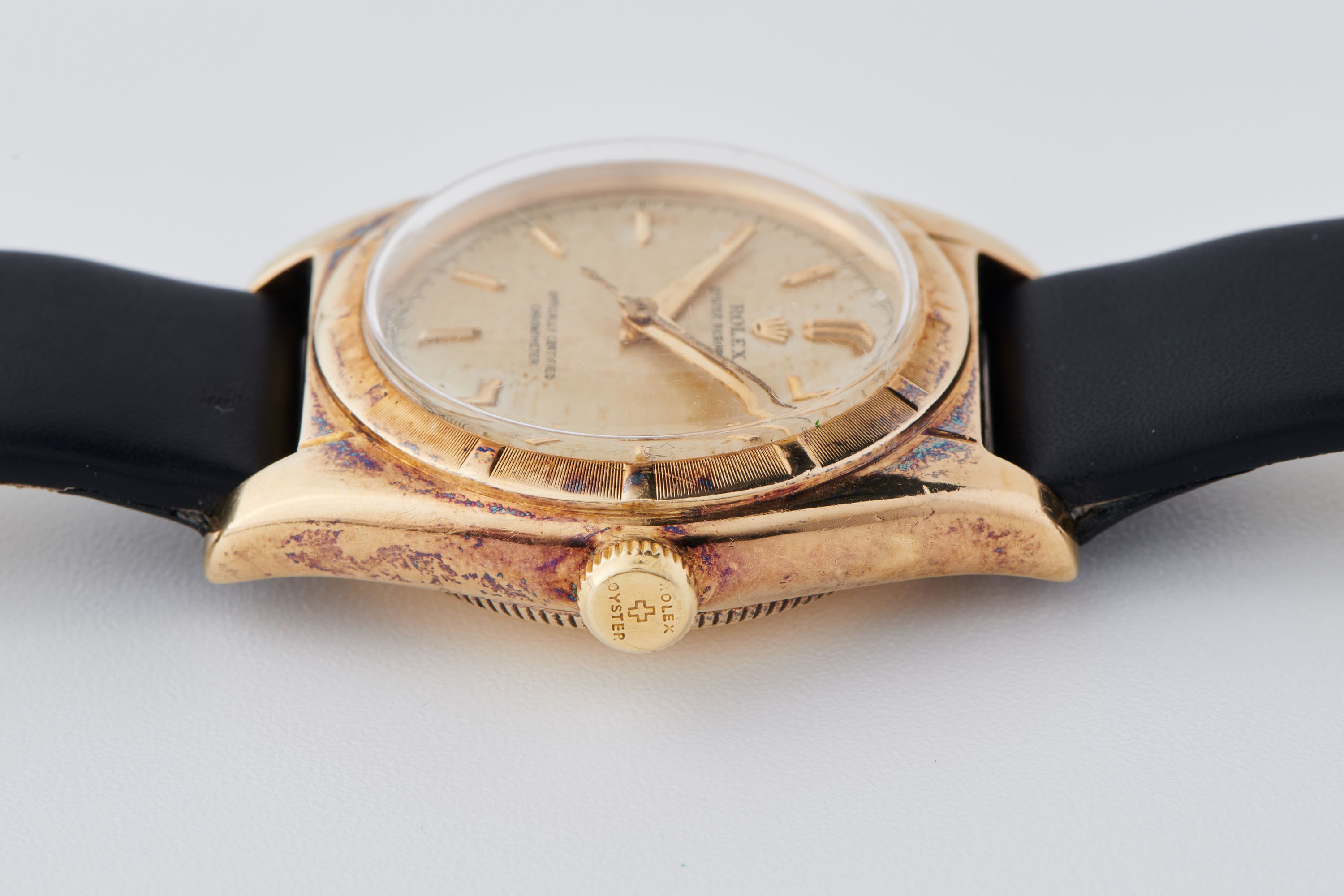 Ineichen Auctioneers - Bubbleback Ref. 5011 in 18k Yellow-Gold